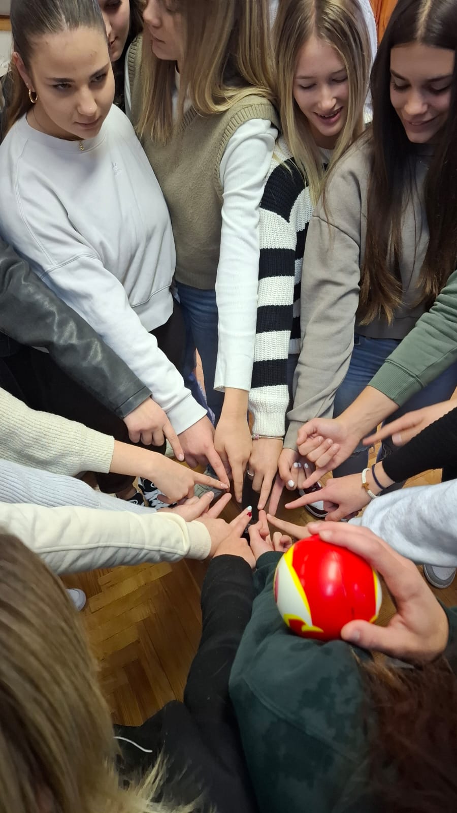 Završena provedba Erasmus+ projekta "Hands up for the better Future ...